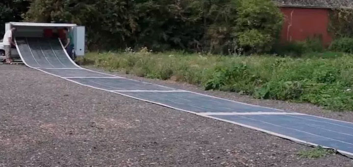 Un panel solar gigante, desplegable y listo para su uso en minutos ...